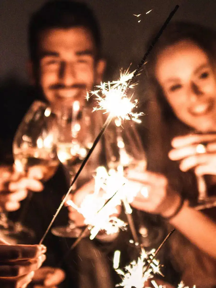 New year eve history: Why We Celebrate New Year's Eve On December 31 ...