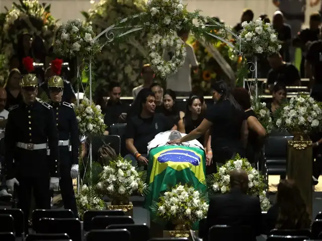 Pele Funeral: Brazil bids tearful goodbye to football legend Pele ...