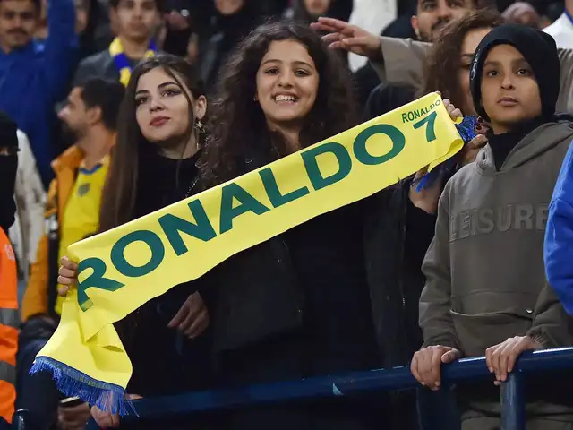 Cristiano Ronaldo Al-Nassr Fc: Cristiano Ronaldo receives rousing ...