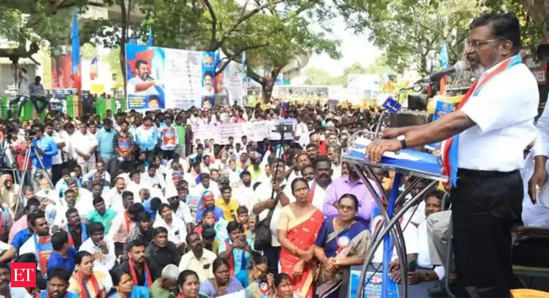 vck: Chennai: DMK ally VCK holds protest against Tamil Nadu Governor RN ...