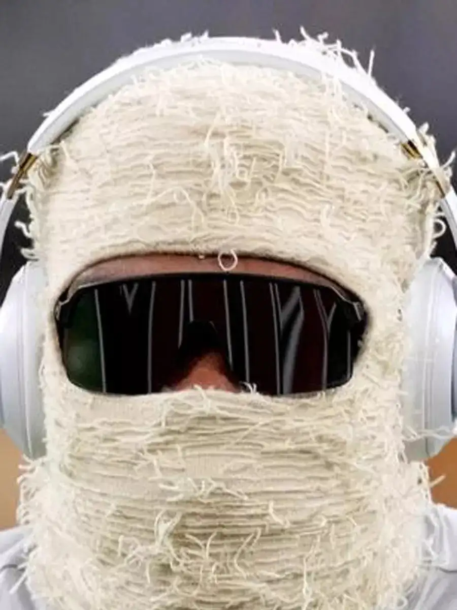 Weird and interesting: These odd pics will draw your attention ...