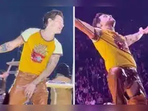 styles: Harry Styles suffers wardrobe malfunction on stage in US. This ...