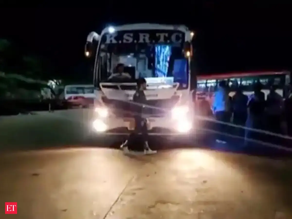 Karnataka Bus news: Another pee-gate incident reported, drunk man ...
