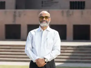 jayanth varma: India's economic growth appears to be very fragile, says ...