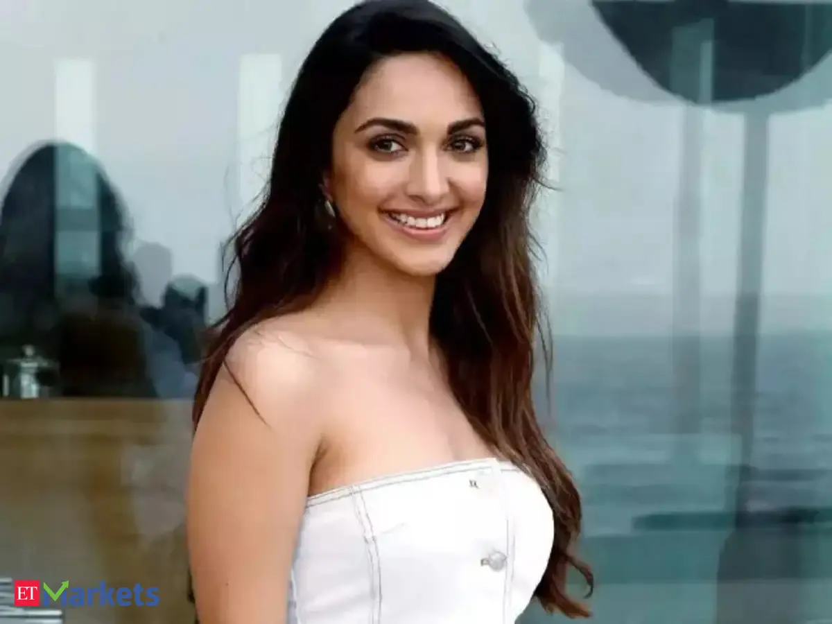 kiara advani: Watch: Kiara Advani shares her investment mantra - The ...