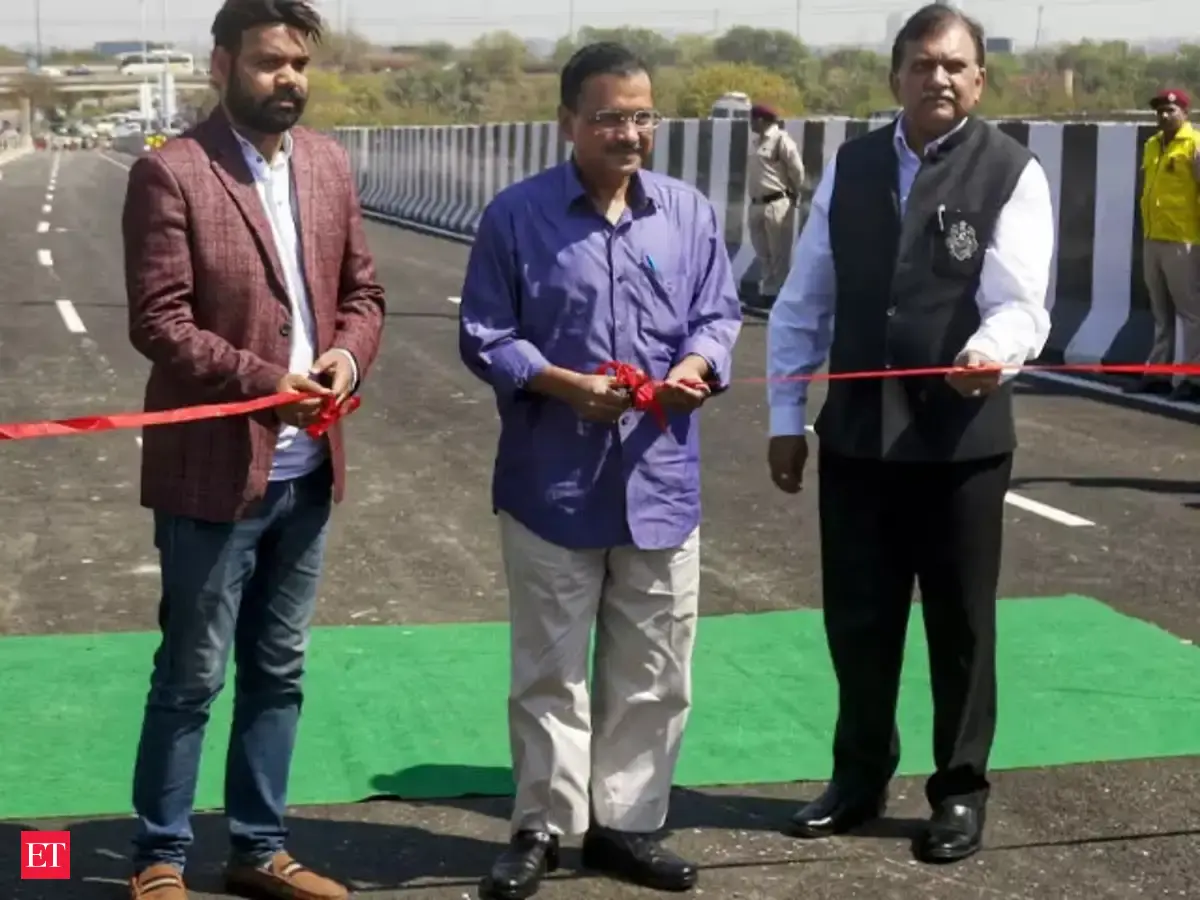 ashram flyover: Delhi CM Arvind Kejriwal inaugurates Ashram flyover ...