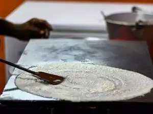 matka dosa: Now, Cheesy matka Dosa goes viral. Are netizens enthused ...