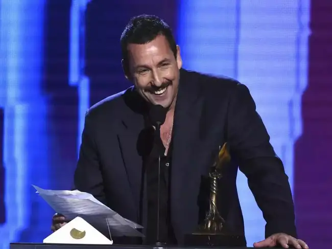 Hollywood royalty Adam Sandler receives Mark Twain Prize for lifetime ...