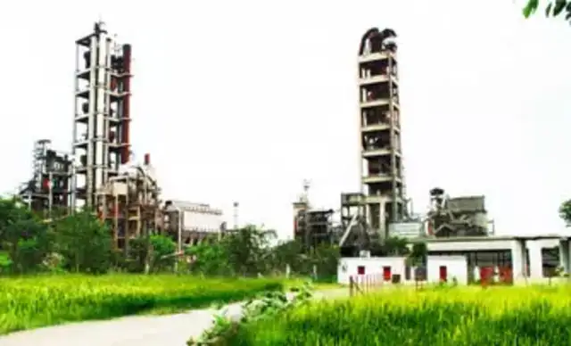 Deccan Cements - These 7 commodity stocks slipped to their new 52-week ...