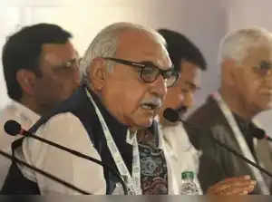 Bhupinder Singh Hooda Accident News: Congress leader Bhupinder Hooda escapes unhurt after ...