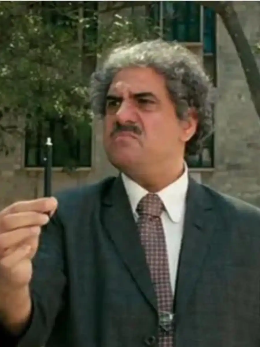 8 Bollywood actors who played teachers | mirchiplus