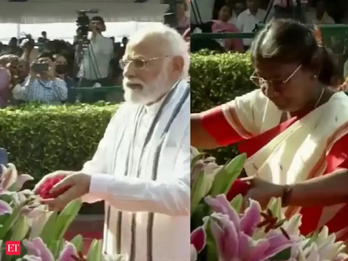 ambedkar jayanti: Watch: PM Narendra Modi, President Droupadi Murmu pay ...