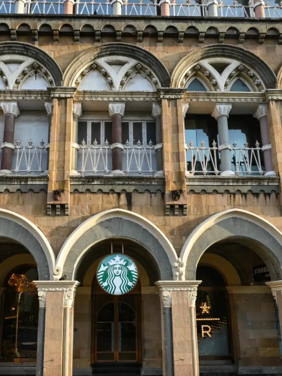 10 Most beautiful Starbucks in the world | mirchiplus