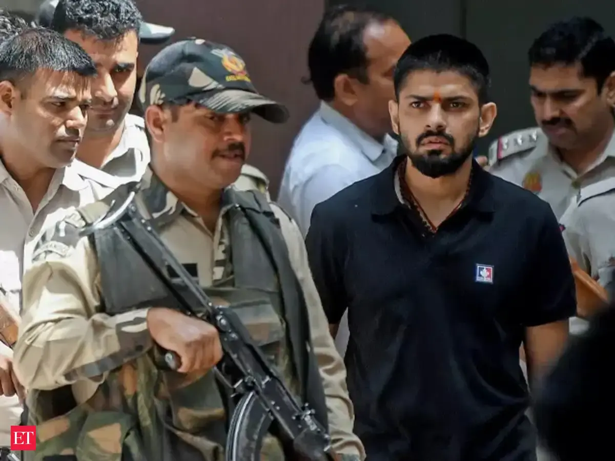 Lawrence Bishnoi news: Delhi: Gangster Lawrence Bishnoi produced before ...