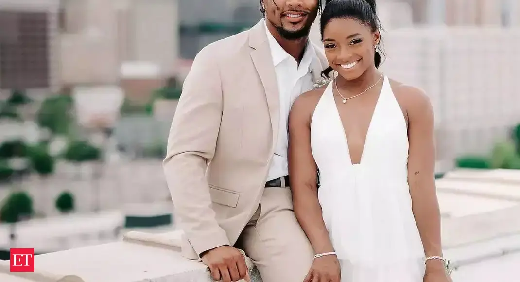 Jonatham Owens Wedding Photos: Simone Biles marries Jonathan Owens ...