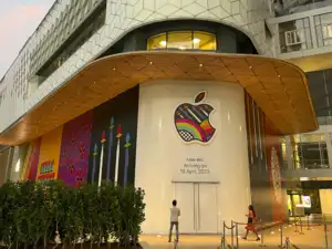 Apple store: Imagine who is Apple India retail debut's first casualty ...