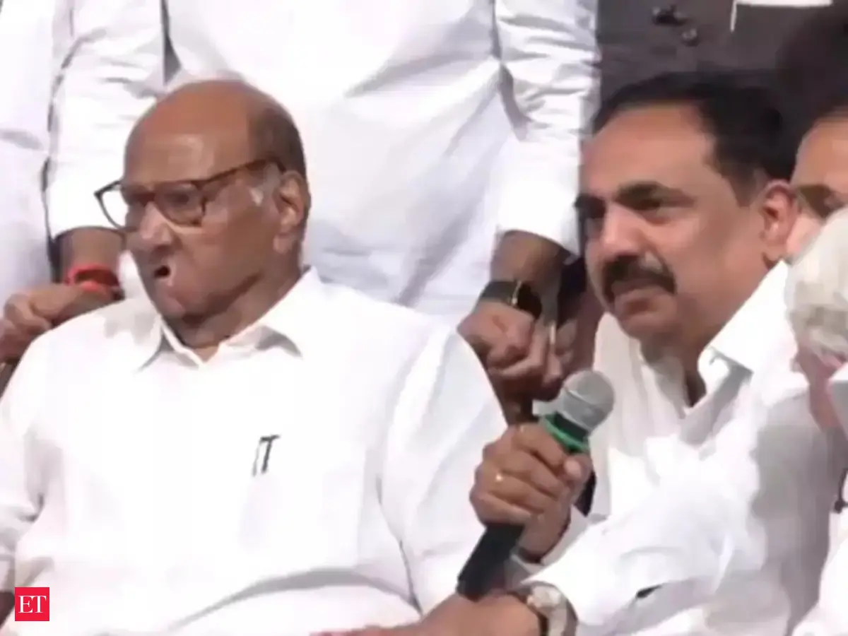 NCP leader Jayant Patil breaks down after Sharad Pawar announces ...