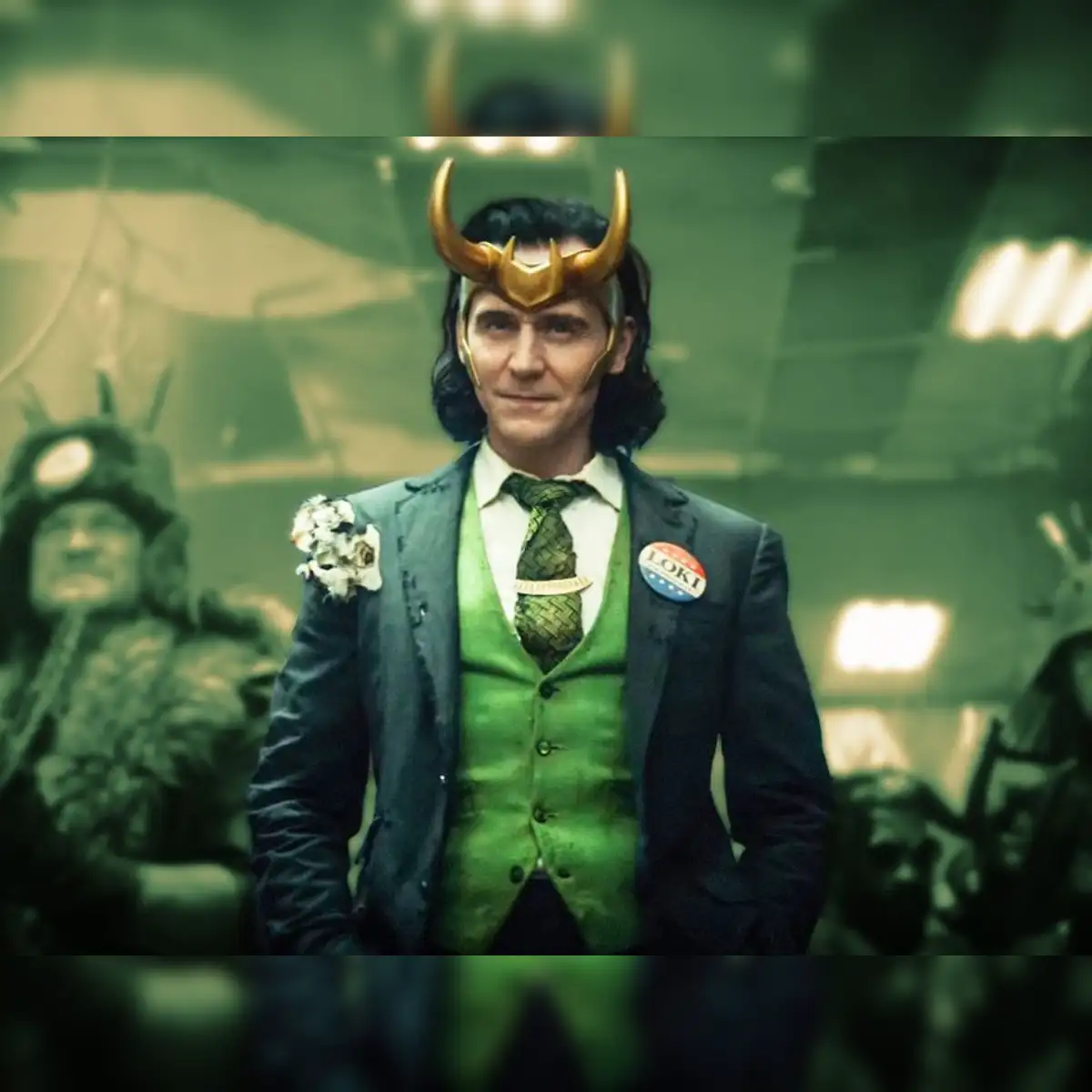 Tom Hiddleston Caballero Watch Tom Hiddleston In National Theatre