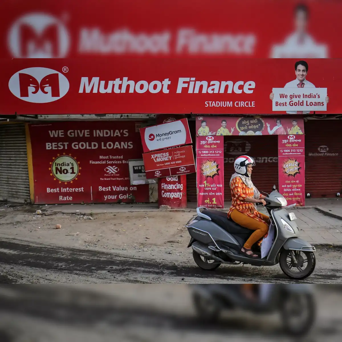 Muthoot Finance shares zoom 7 after Q2 profit jump 21 YoY Morgan Stanley lifts target price to Rs 1 600 The Economic Times