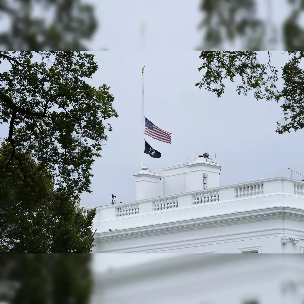 White House Half Mast