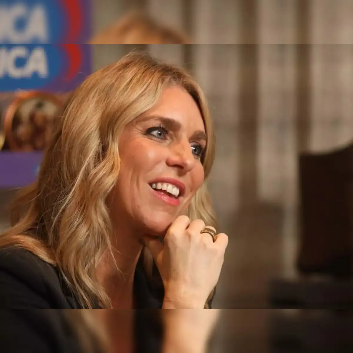 Andrea Albright S Instagram Twitter Facebook On Idcrawl