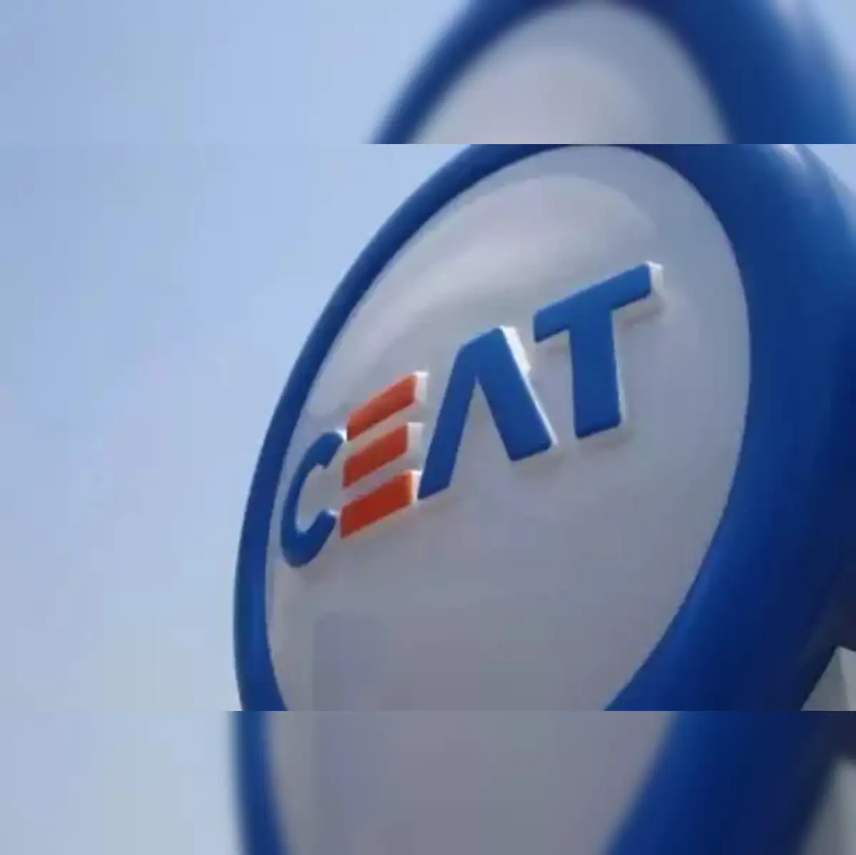 Ceat Logo