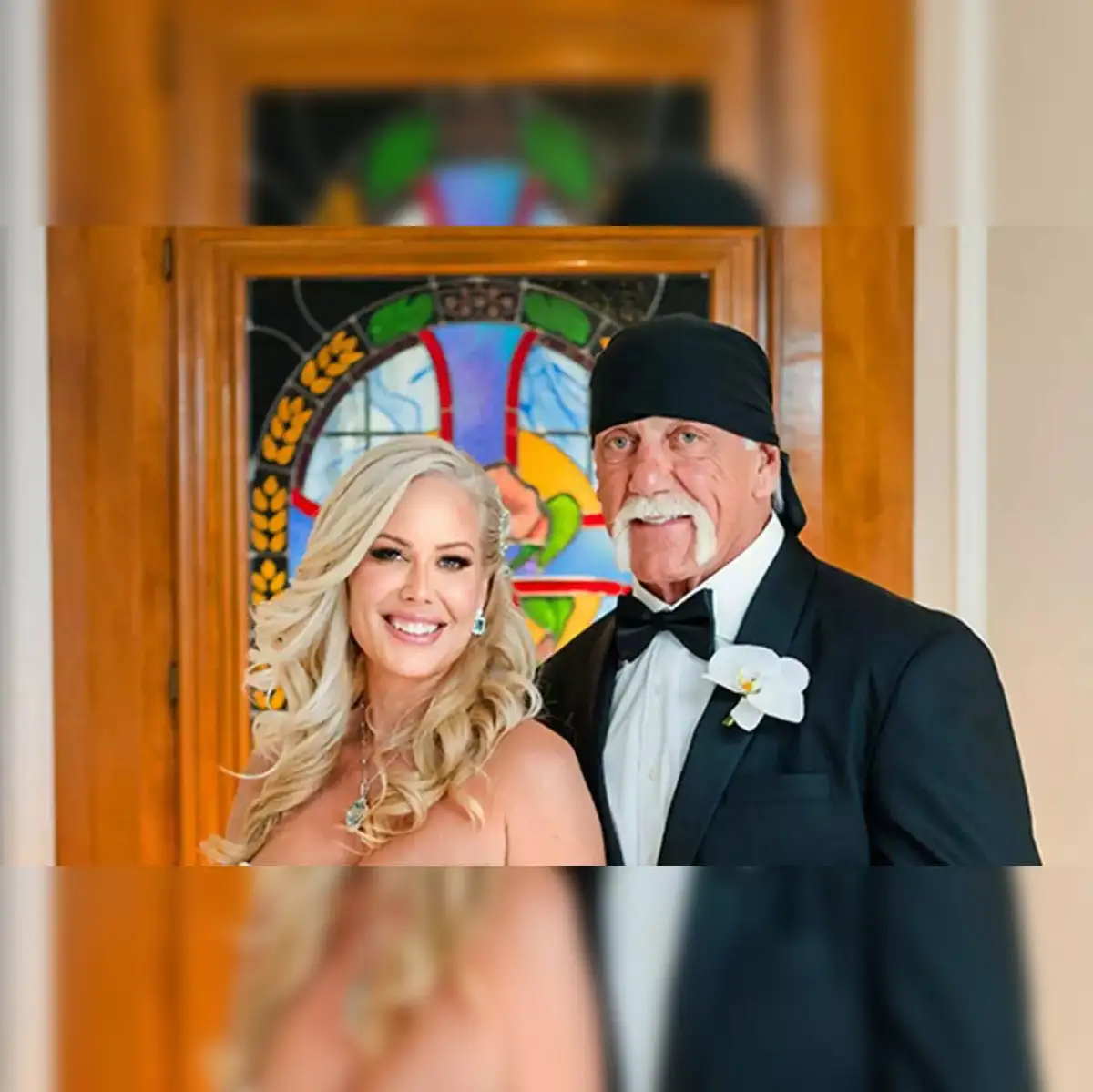 Hulk Hogans Wife All About His New Wife First Two Marriages