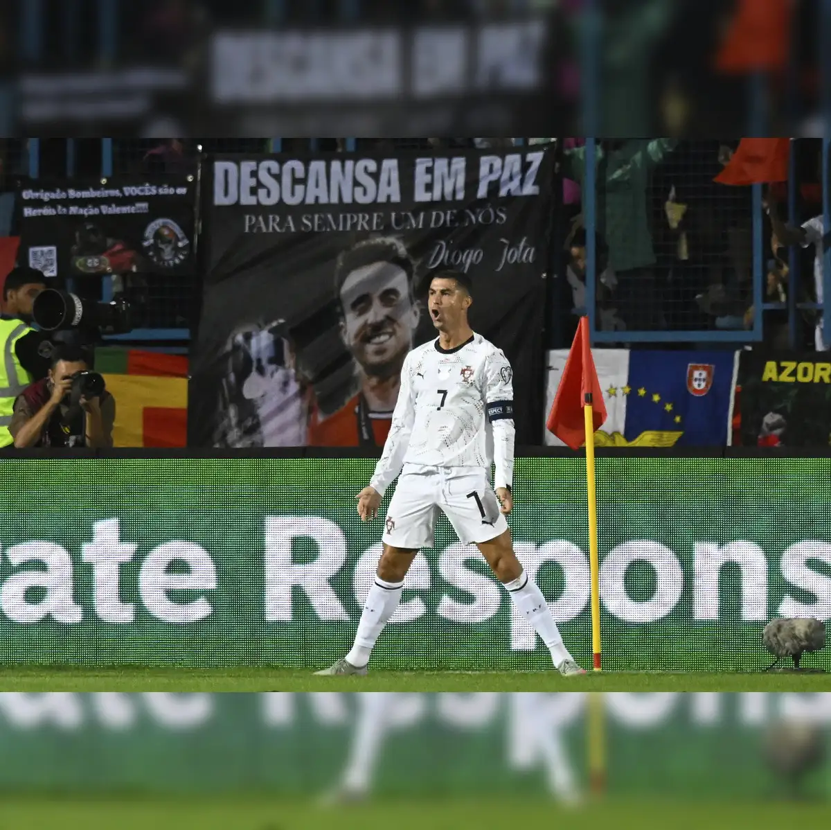 cr7 header challenge