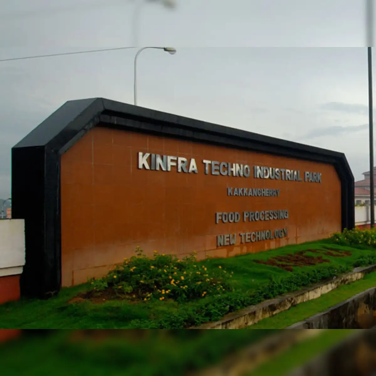 Kinfra Logo Branding Amplicon Biolabs | BrandnCodes