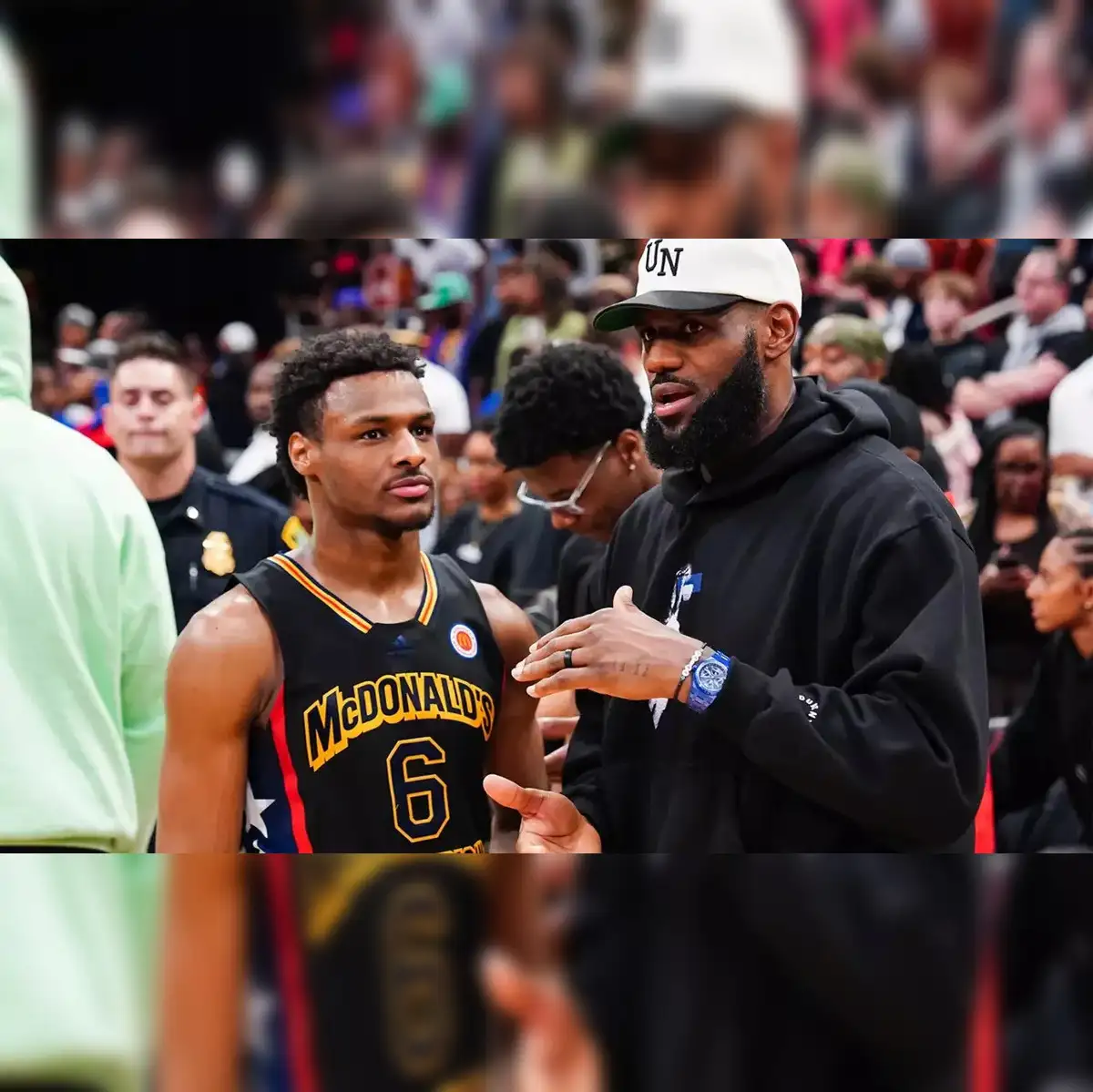 Descripción Lebron James Vs LEBRON JAMES VS. STEPH CURRY ON CHRISTMAS
