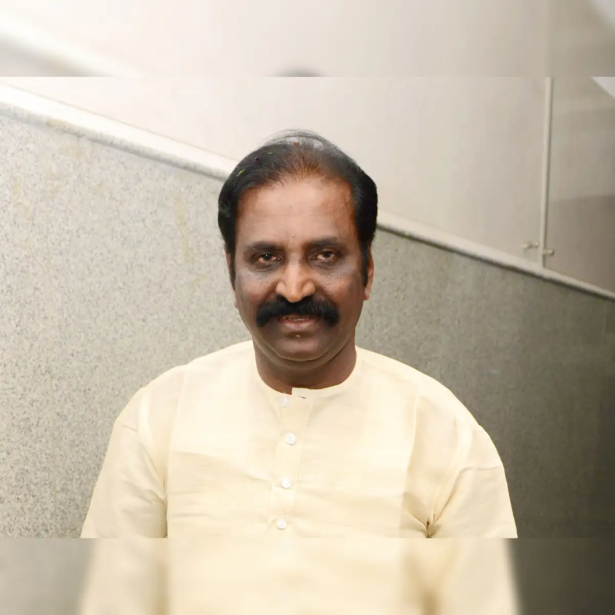 Vairamuthu Motivational Quotes Tamil Love Songs: Top Picks And Lyrics