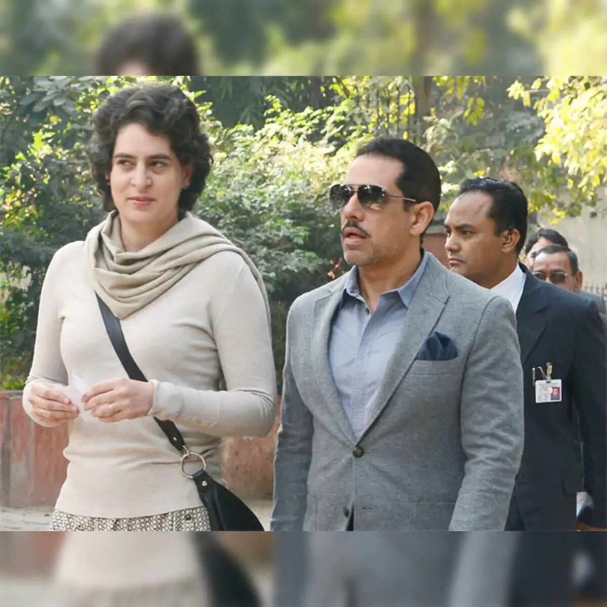 Richard Vadra Yogesh 🇮🇳 على X: "#RobertVadraFamily Shocking