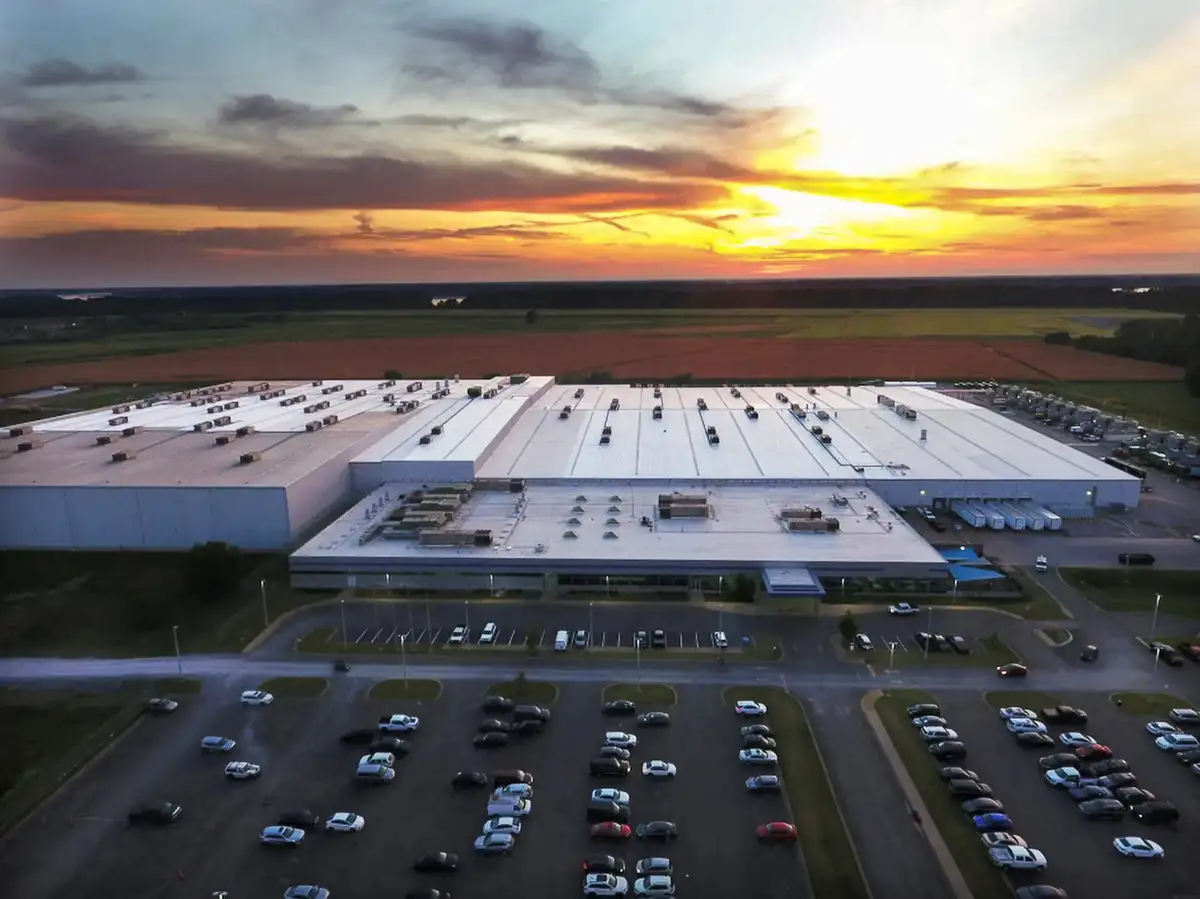 Elon Musk says SpaceX did not commit to long-term Colossus lease with ...