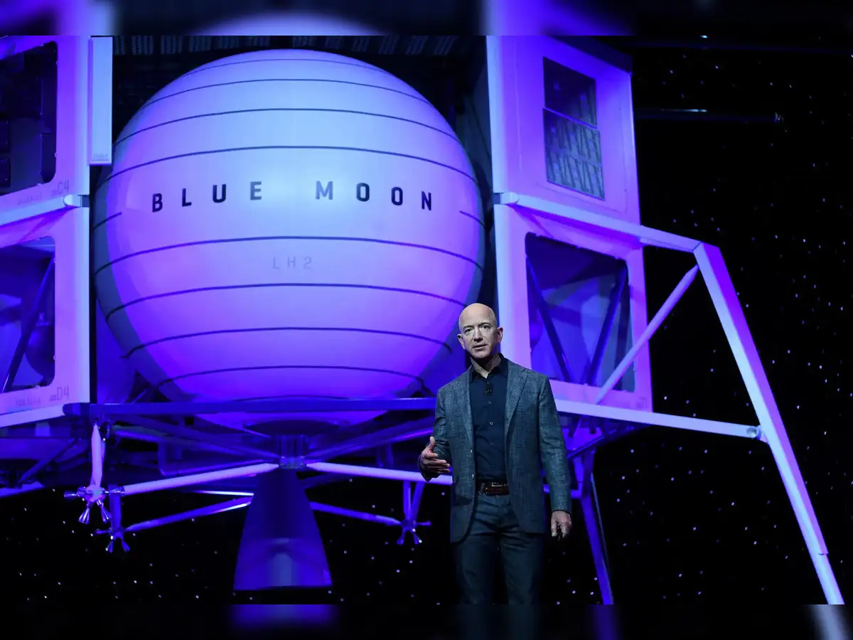 Blue Origin will 'fly this year' following May explosion, CEO says ...