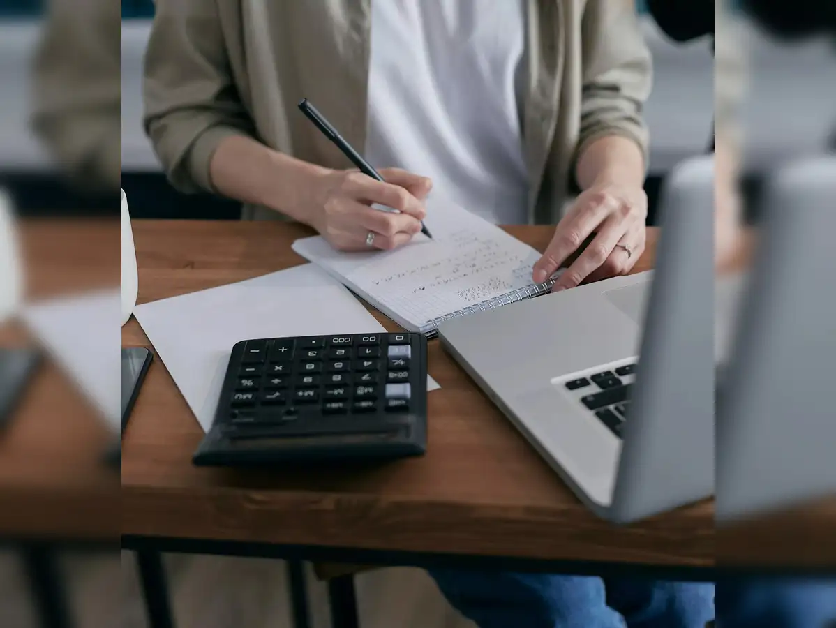 Best calculator: 10 Top-Notch Calculators You Must Buy in 2024 - ET Adviser