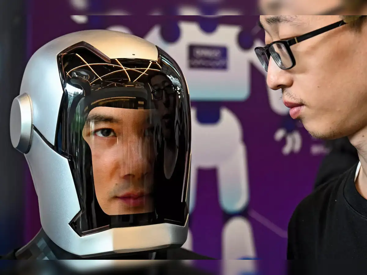 China: Chinese robot developers hope for road out of 'uncanny valley ...