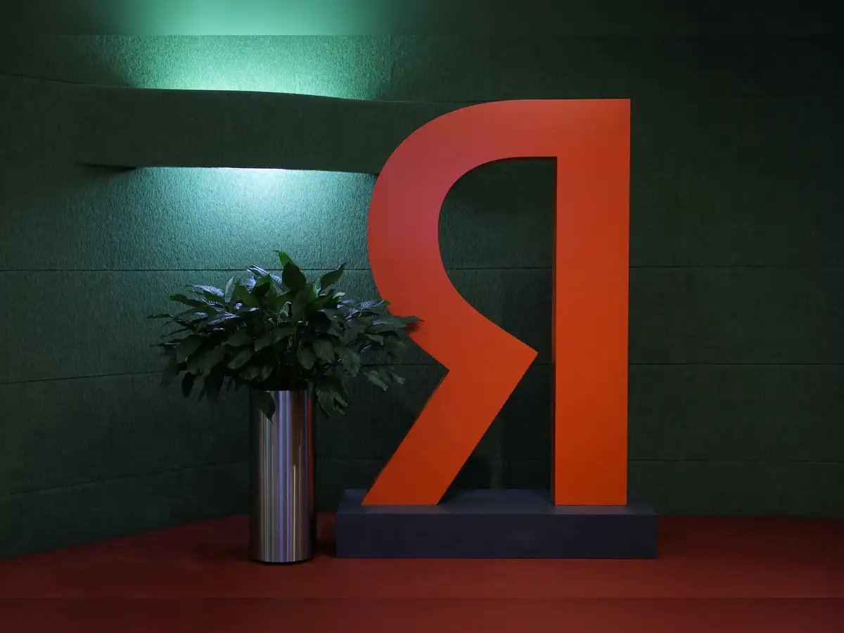 Yandex: Split from Russia's Yandex, Nebius plans $1 billion AI ...