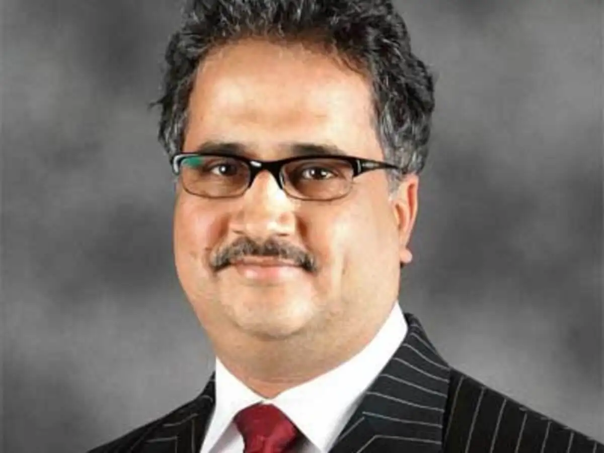 It's time to shift bets to auto, pharma & media sectors: Devesh Kumar ...
