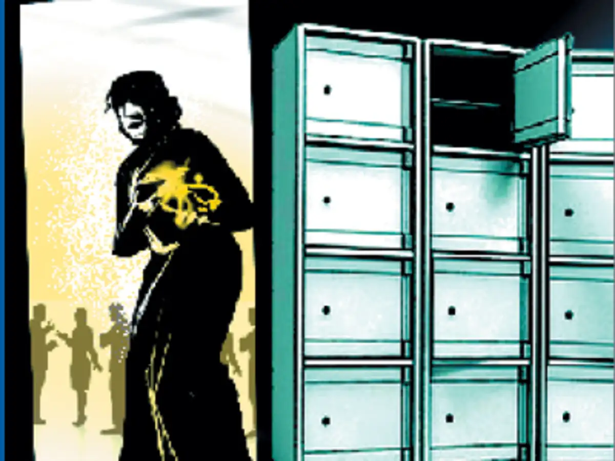 Jewellery: How to open a locker with a bank - The Economic Times