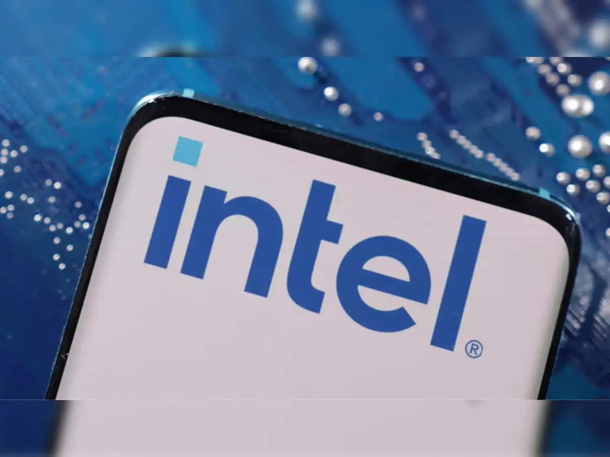 Intel forecast: Intel forecast misses estimates; shares tumble - The ...