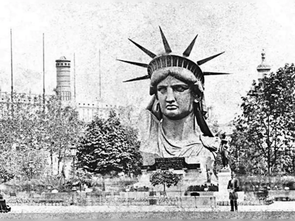 View: US is seeing the greatest momentum towards instability among all ...