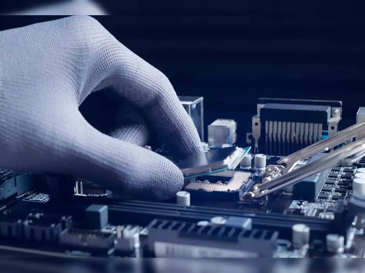 graphcore funding: Nvidia rival Graphcore in need of funding as losses ...