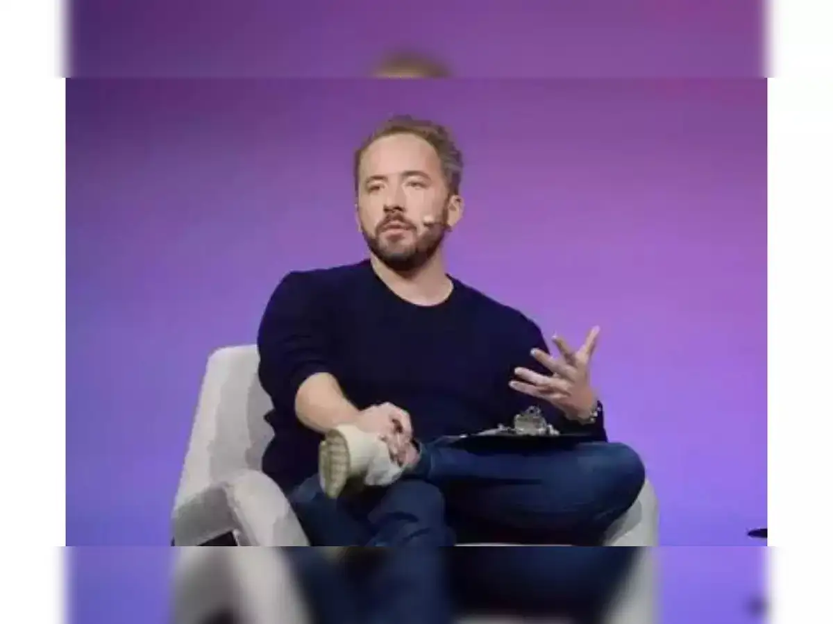 Dropbox CEO Andrew Houston to step down, insider Ashraf Alkarmi named ...