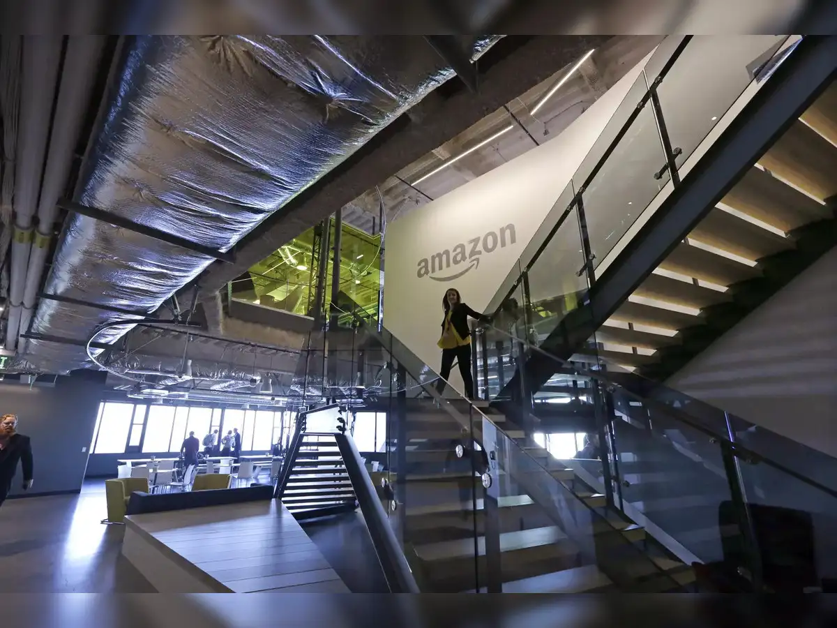 Amazon to bring workers back to offices by fall - The Economic Times