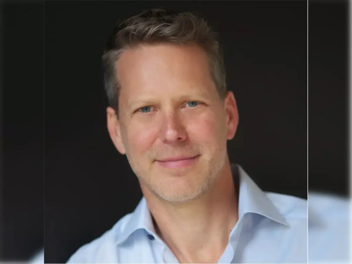 tim stone: GlobalFoundries scraps plan to appoint former top Amazon ...