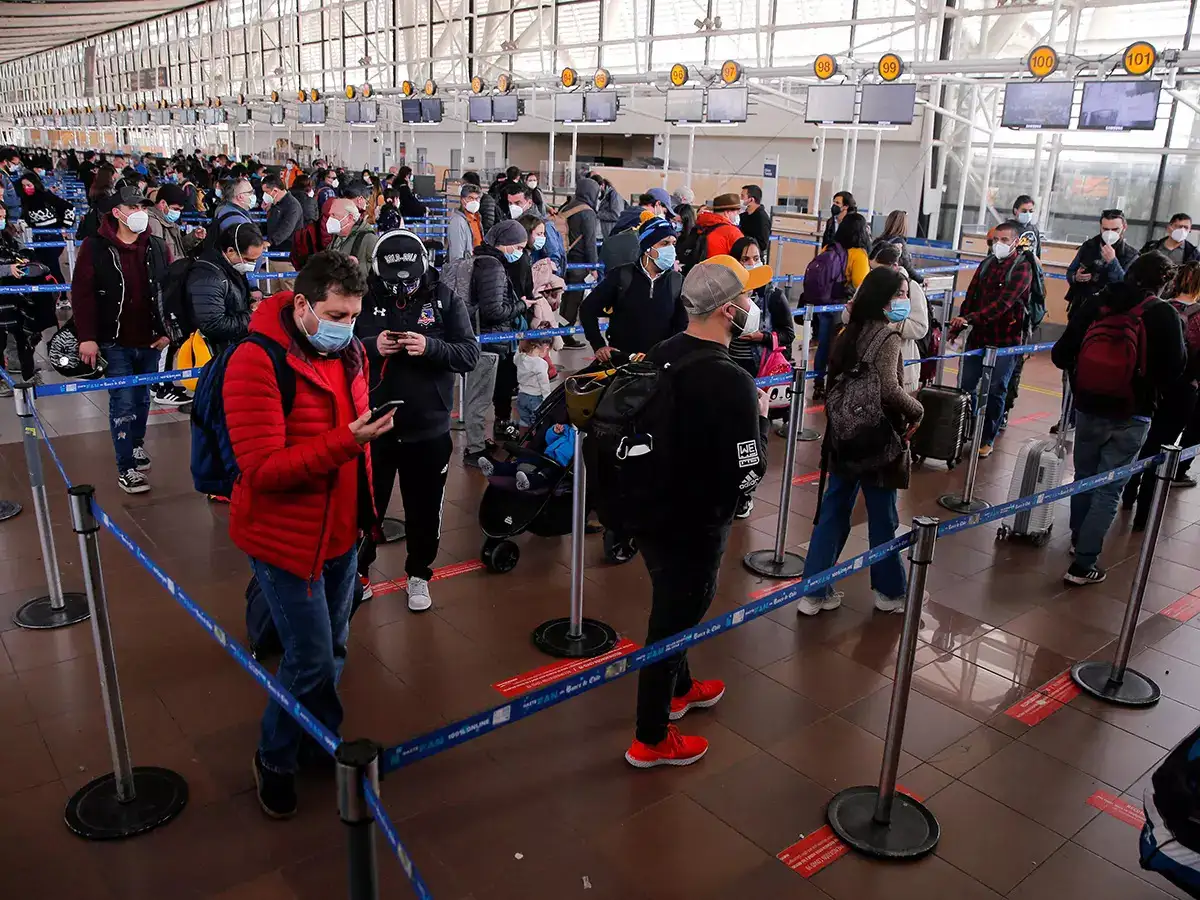 canada travel requirements: Canada to ease travel requirements as COVID ...