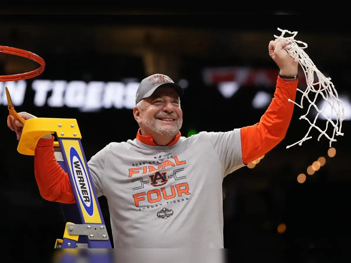 Bruce Pearl Son