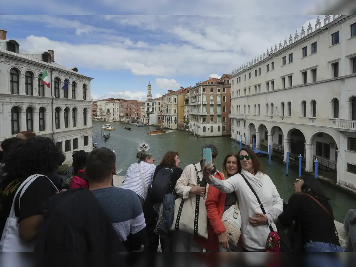 Pay to play: Venice expands day-tripper tax in bid to combat ...
