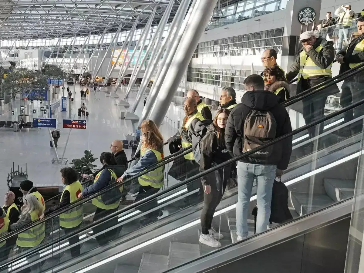 Frankfurt Airport cancellations: A one-day strike at 13 German airports ...