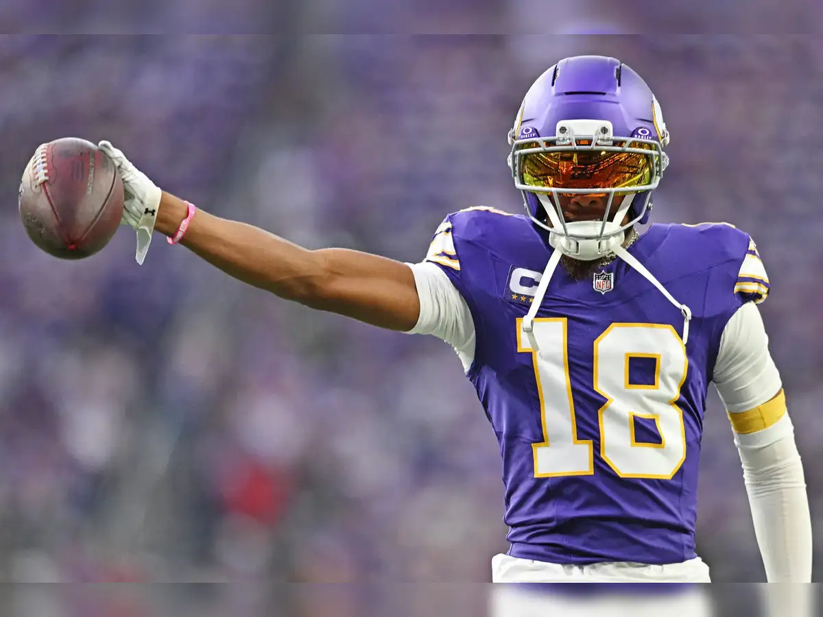 Justin Jefferson ties Larry Fitzgerald for youngest to reach 500 career ...